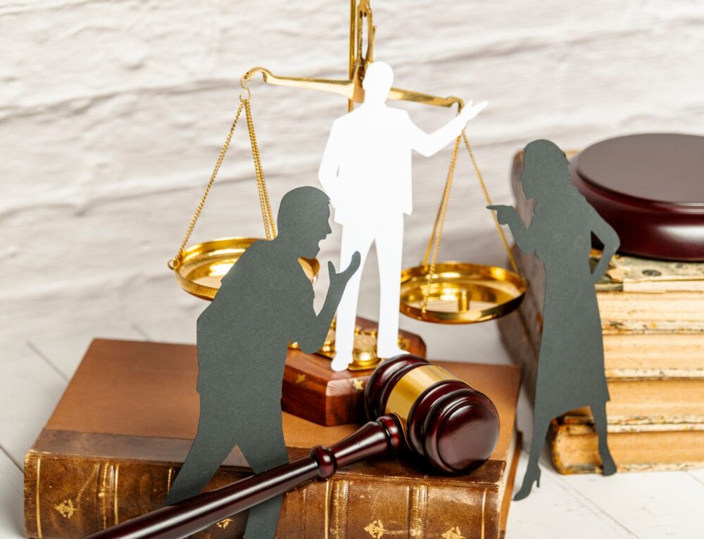 Divorce Mediation vs. Lawyer: Benefits, Costs, and What’s Best for You
